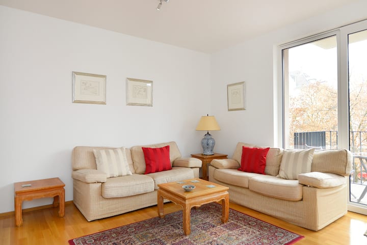 Comfy Accommodation Near Frankfurt Fair / Messe - Frankfurt