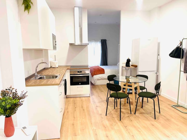 Apartamento Cómodo Y Elegante - San Roque
