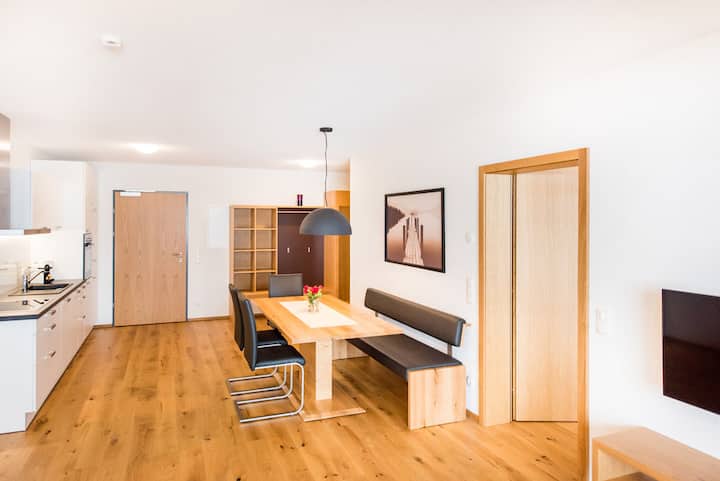 2 Zimmer-fw, Sw Balkon, Im Haus 4, App: B2 - Faschina