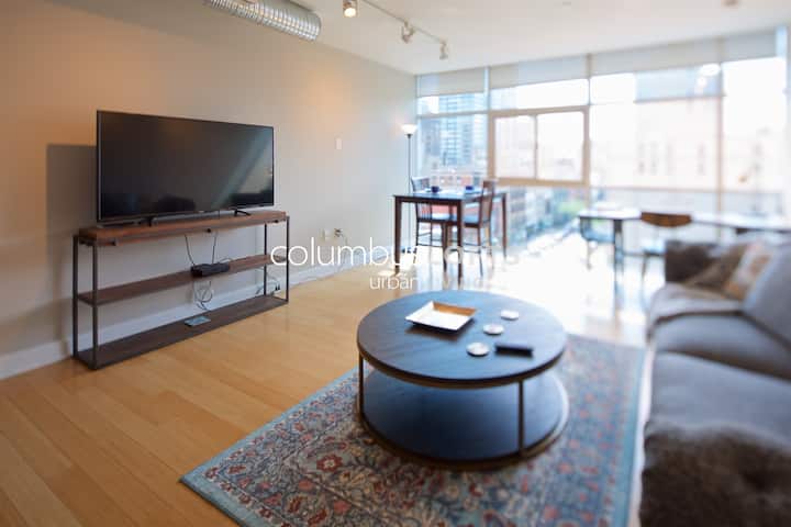 The Bronze Skyline Loft—downtown/arena/conv Center - Columbus, OH