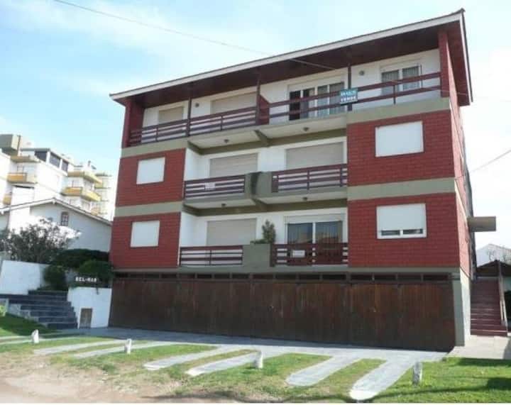 Depto Amplio 3 Amb. Av. 1 Y Paseo 118 V. Gesell - Villa Gesell