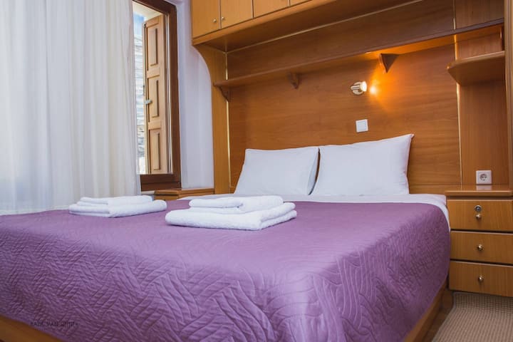 Daliani Studio - 2nd Floor In Chania City Center - Chania