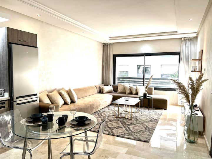 Best In Town 09 | Urban · Fibre · Sunny Balcony - Casablanca