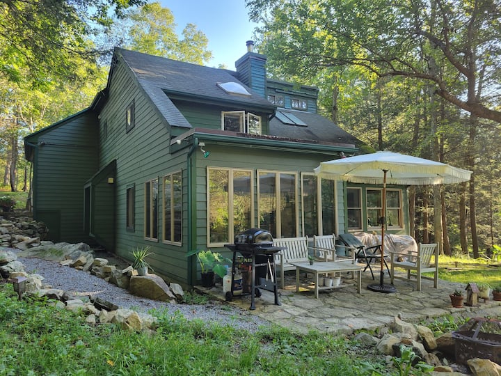 Charming *Country House* 3br Fireplace Hiking - Peekskill, NY