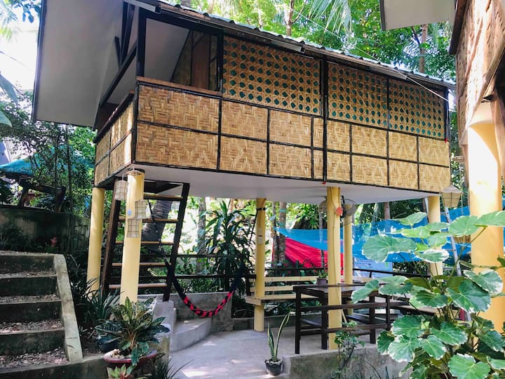 Amakan Hut#2 @Zallagsglampinggarden - Lemery