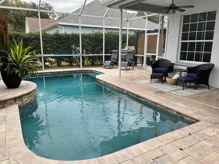 Your Home Away From Home Close To Gulf Beaches. - Bradenton, FL