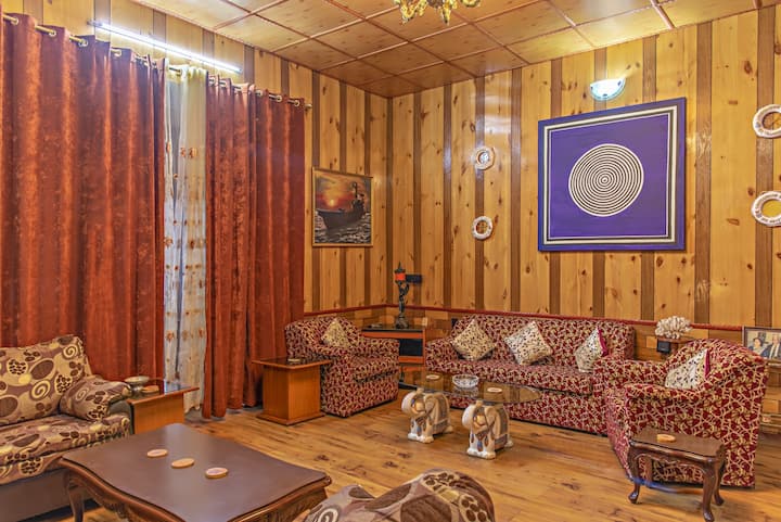 Cottage In Garden - Shimla