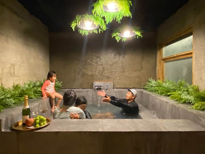 제주 서쪽 협재, 금능 30평대 키즈 숙소, 대형 8인용 자쿠지 (업체명: 스테이간결) - Jeju-si