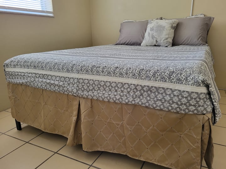 Comfy Convenient Condo In Clearwater - Safety Harbor, FL