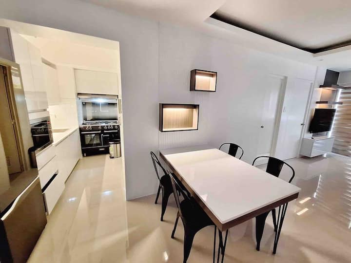 Staycation Hotel Feels - Parañaque