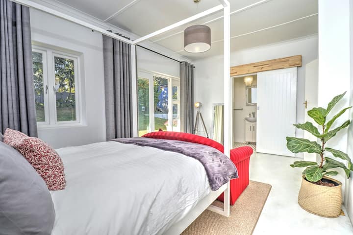 Sandton- Spacious, Safe & Central House - Sandton