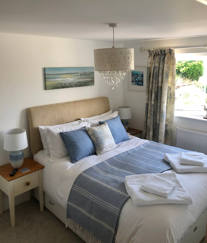 Cosy Room Ideal For Marazion Penzance And St.ives - Hayle