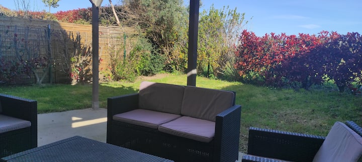 Villa Avec Accès Piscine L'été - Agen