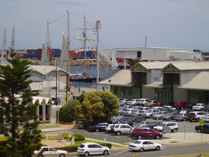 Fremantle Aparts.2 Bed 2 Bath With Sea Views No 8 - Fremantle