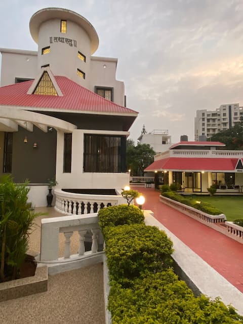 Malavli Villa Holiday Rentals - Maharashtra, India | Airbnb