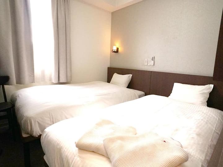 7min->jr Himeji Sta/small Twin/nomeal - Himeji