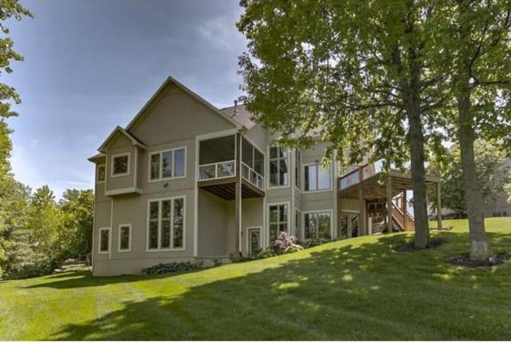 Paradise Retreat Near Kansas City World Cup - Parkville