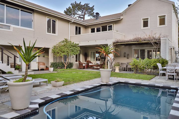 Exclusive Use Luxury Guesthouse - Hermanus Lodge - Hermanus