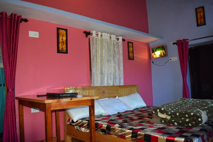 Be At Your Own In Jungleways Homestay - Binsar