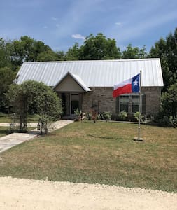 Stephenville Vacation Rentals & Homes - Texas, United States | Airbnb