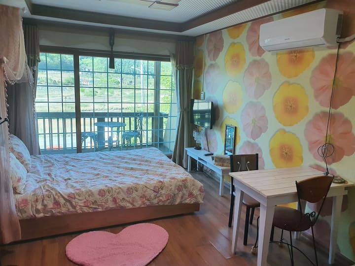 홍천강 주변 꿈꾸는강 펜션(백합) - South Korea