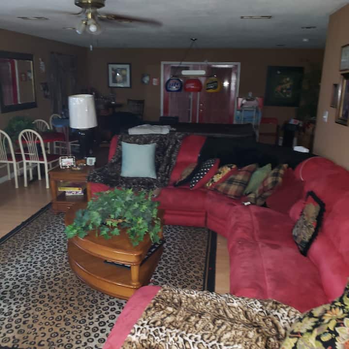 You're Welcome In My Home - Houston, TX