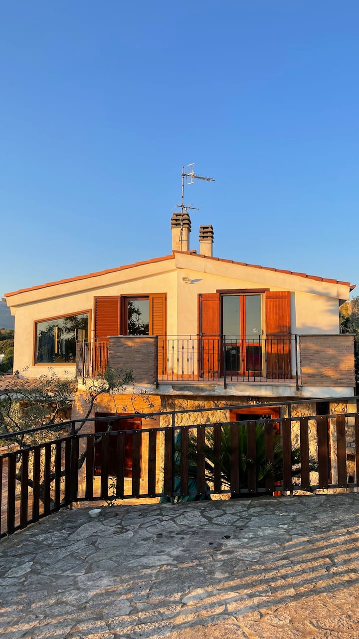 Cottage Immerso Nel Verde Vicino Al Mare. - Gaeta