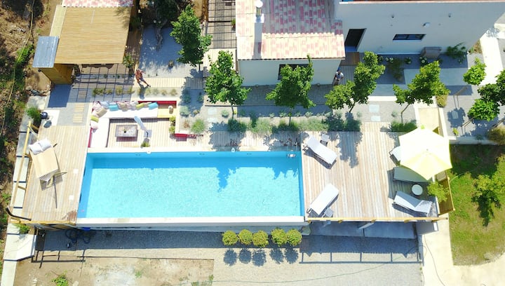 Arrière Pays De Saint Florent, Piscine Et Jacuzzi - Saint-Florent
