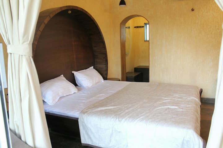 2 Room Hobbit House By The Riverside - ペン
