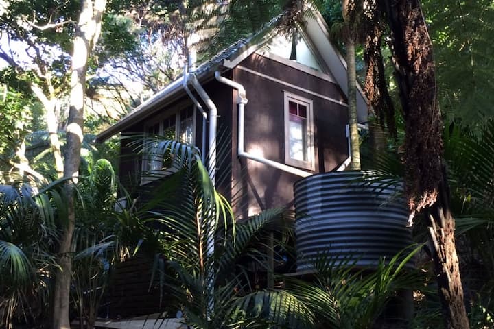 Onetangi Cabin At Waiheke Island - Waiheke Island