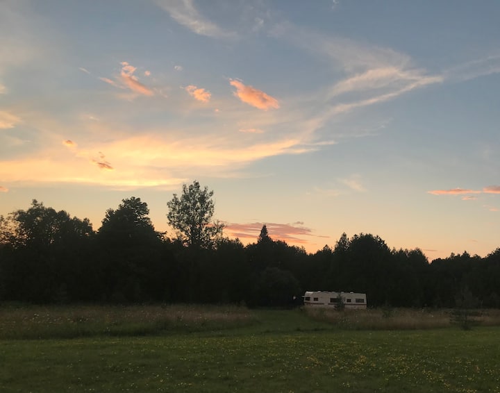 Private Apple Tree Rv In The Country. - Hanover