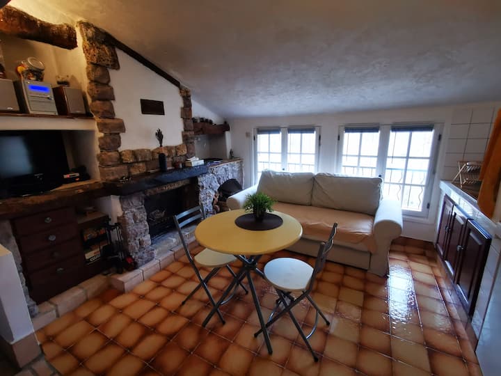 Maison De Campagne Dans Village Provençale. - Annot