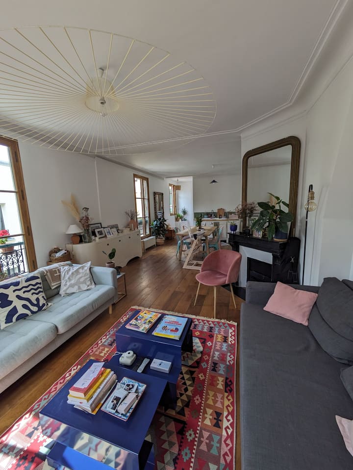 Grand Appartement De Charme - Paris