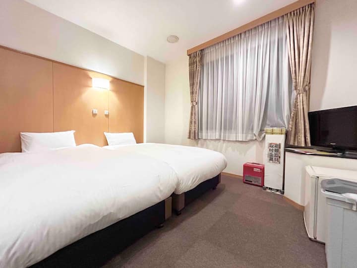 A4614/2 Mins Nippombashi Sta/6 Min Dotonbori/405 - Osaka