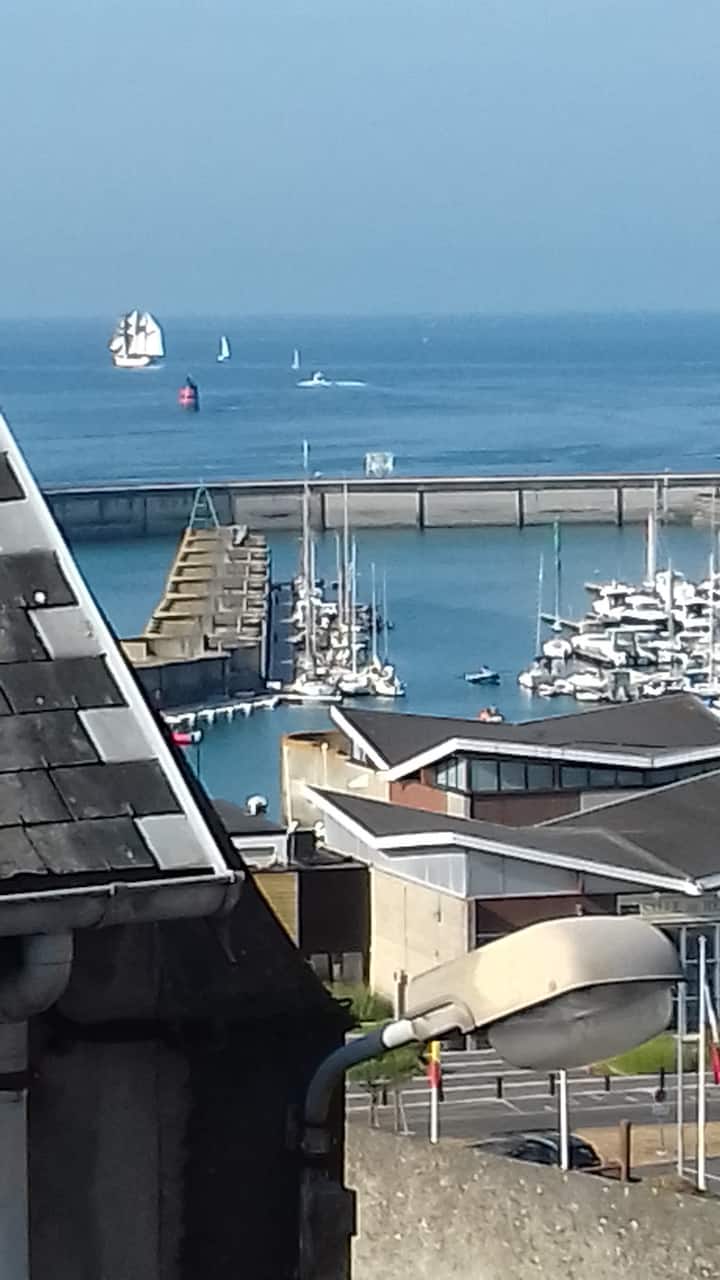 Appart Lumineux Vue Mer Et Port De Plaisance . - Granville