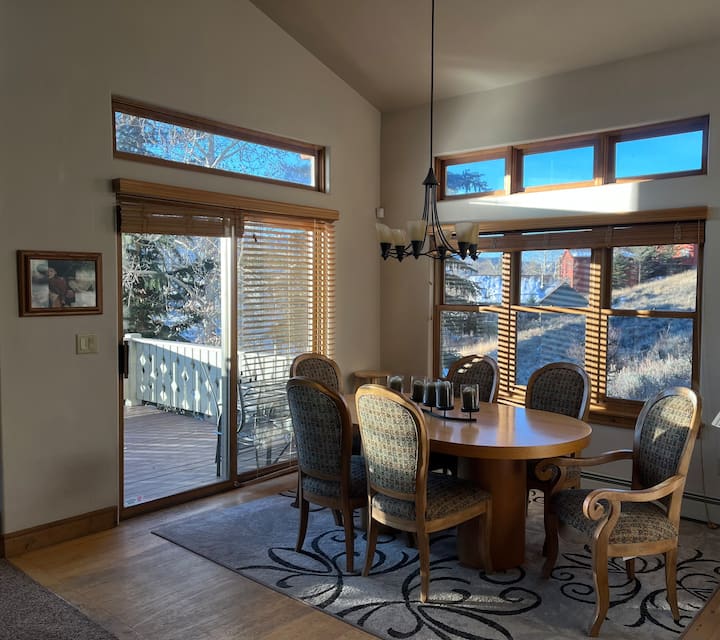 Holiday Home 3 Bedroom 2 Bath With Fire Place. - Avon, CO