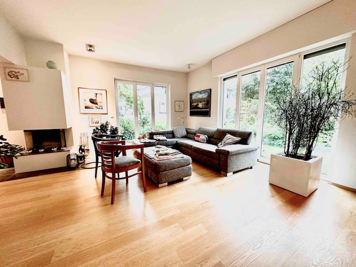 Your Own Wellnes Floor In City Villa With Garden - Aachen
