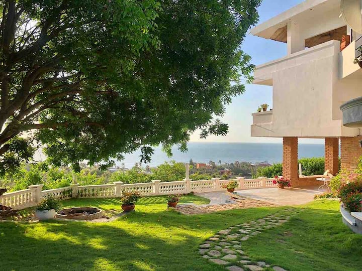 Grand Villa With Ocean View, Pool And Staff! - Puerto Colombia