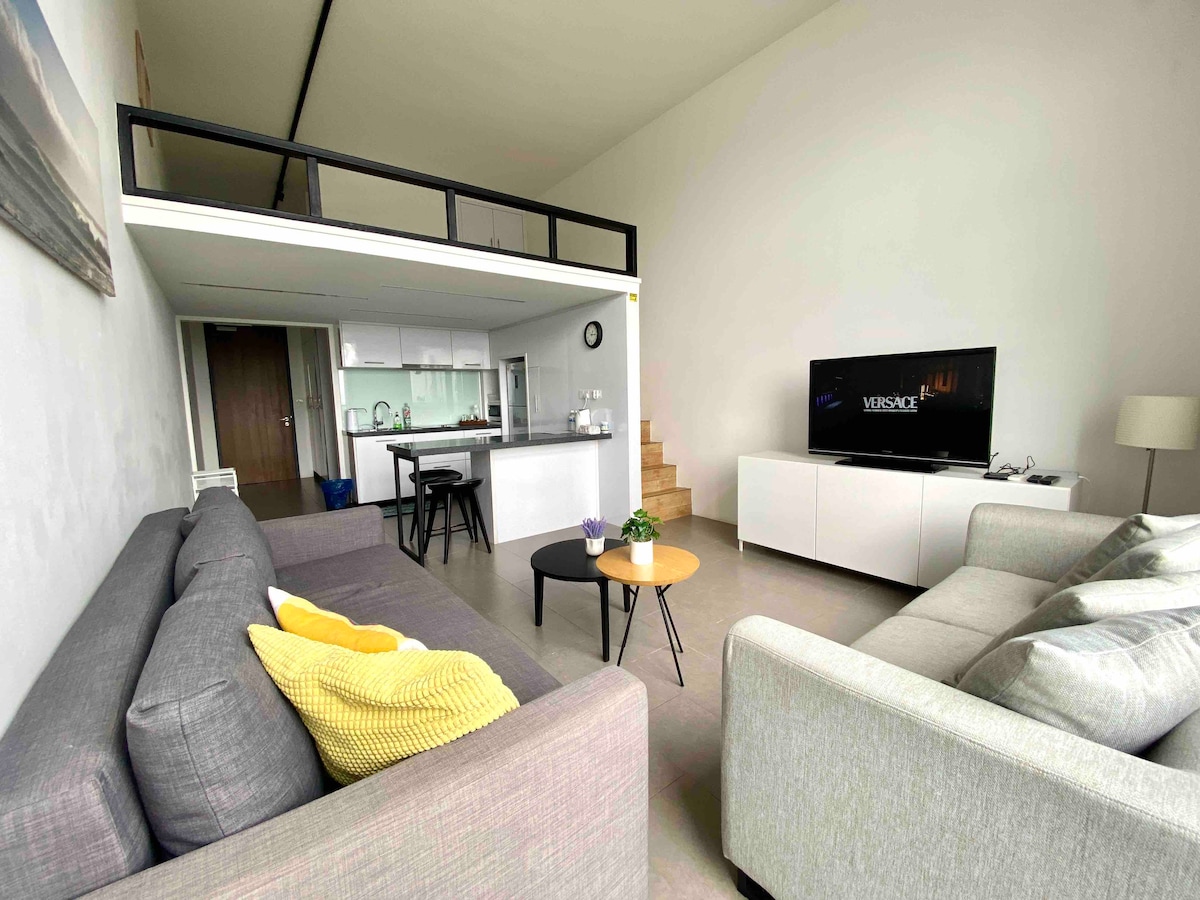 Lynhomes EAST#21 LRT Bangsar Loft KL Sentral Wifi - Flats for Rent in ...