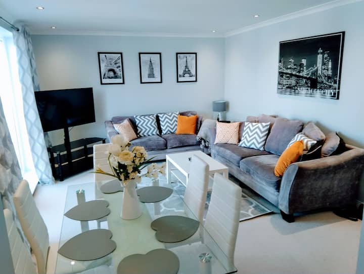 Relaxing Glasgow Getaway Near The Airport Sleeps 4 - Paisley