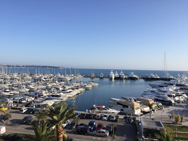 Bel Appartement Face Mer à Golfe Juan - Baie des Milliardaires d'Antibes