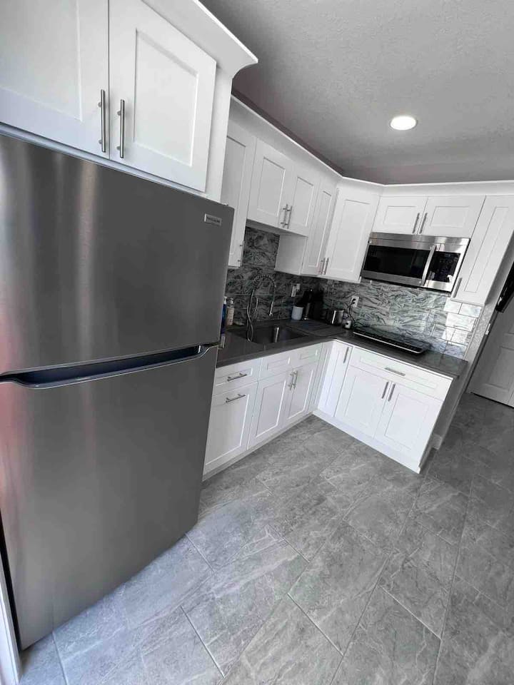 Relaxed/central Apt With Free Parking In Tampa - Tampa, FL
