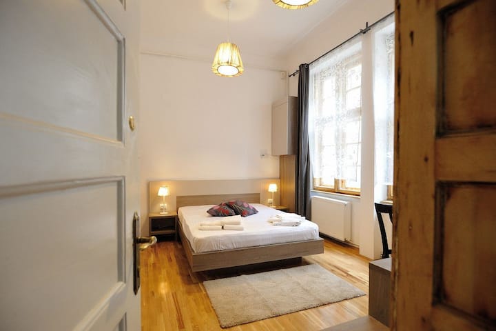 Dinicu Residence - Central Location - Brașov