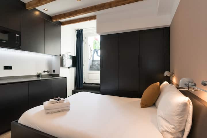 City Centre Canal Studio - Amsterdam