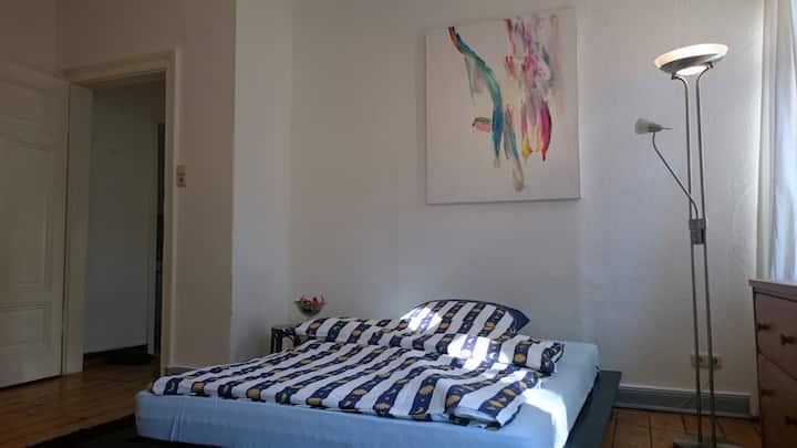 Zimmer (1) "Aurora" In Lichtdurchfluteter Wohnung - Witten