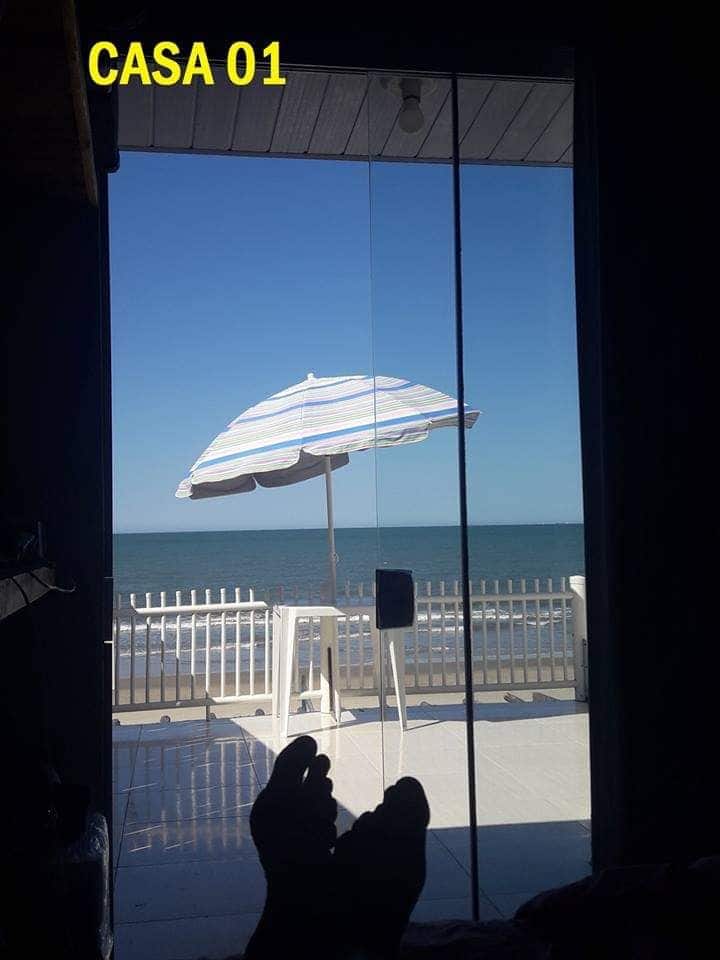 Casa 01 á Beira Mar, Com Saída Direta Na Praia. - Itapoá