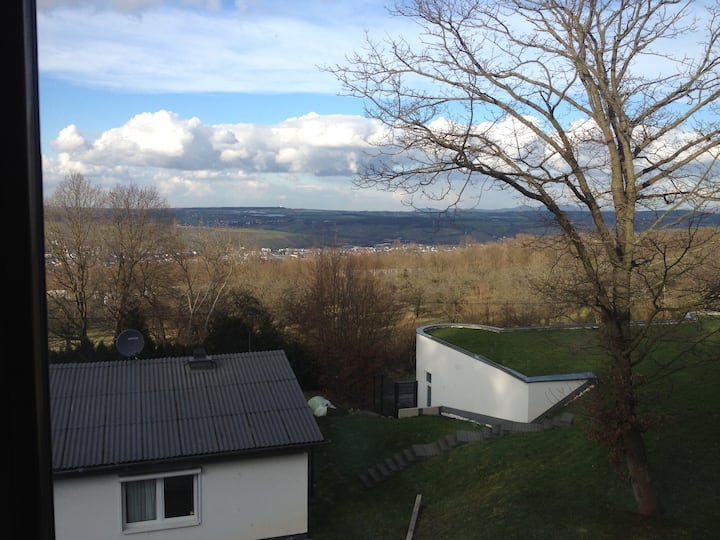 Naturnah Wohnen Mit Schöner Aussicht - Dernau