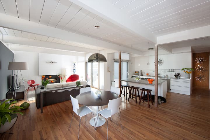Mid-century Modern Room - Minutes To Cherry Creek - Englewood, CO