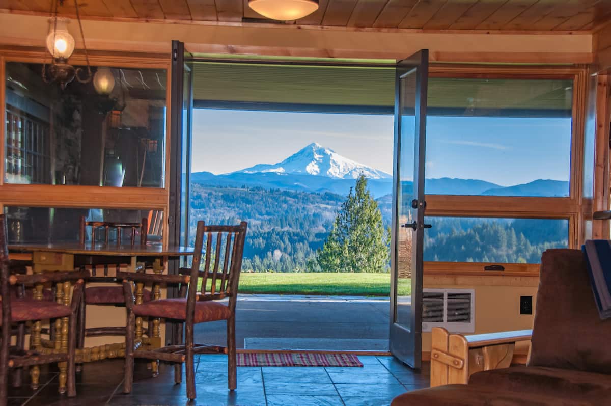 Portland Vacation Rentals & Homes - Oregon, United States | Airbnb