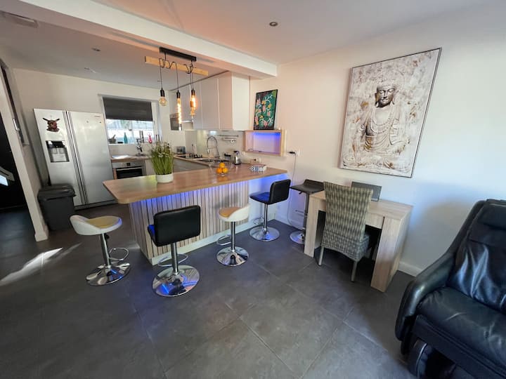 Agréable Maison Jardin Calme Clôturé Et Jacuzzi - Saint-Malo
